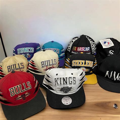 หมวกมือสอง ประมูล V2 ขนาดรอบหัว ปรับขนาดได้ ตำหนิ ไม่มี 📌กติกา เปิดประมูลที่ 70บาท บิทครั้งละ