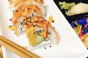 Spicy Yellowtail Sushi Roll