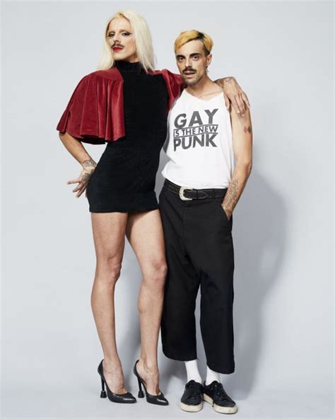 Léon Hendrickxs Portraits Show Drag Queens Posing With Themselves Cnn
