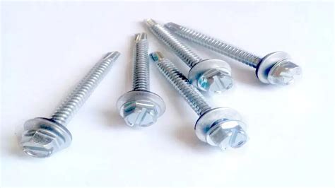 پیچ های خودکار سرمته نوک مته ای و انواع آن