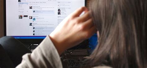 After Facebook Profile Hack Pics Put On Porn Sites Amar Ujala Hindi News Live लडकय क