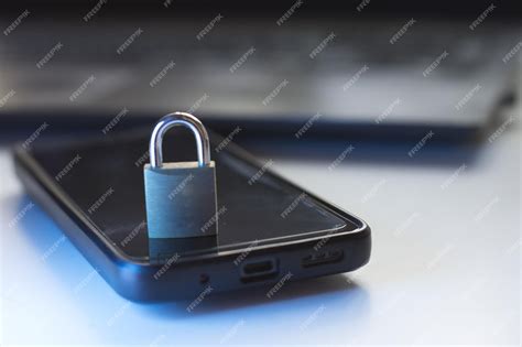 Premium Photo Closeup Of Closed Metal Padlock On Modern Smartphone Personal Data Protection