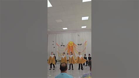 ზესტაფონის N4 საჯარო სკოლის Lv კლასი წარმოგიდგენთ გამოსაშვებ