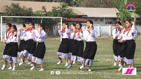 ບົດຟ້ອນ ຂັນໝາກເບັງ ໂຮງຮຽນ ມສ ຮຸ່ງເຮືອງ ໃນພິທີເປີດການແຂ່ງຂັນກິລາປະຈຳປີ ຄັ້ງທີ 2