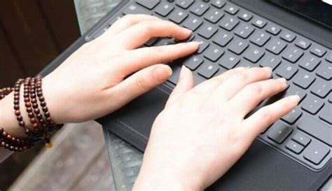 Win10怎么用键盘关机 4种Win10快速关机方法 逍遥乐