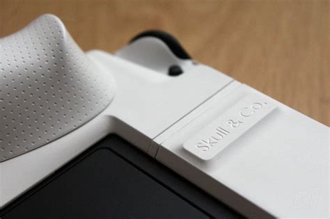 Skull And Co Neogrip For Switch Oled Review Nintendo Life