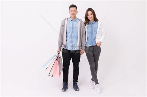 情侣逛街购物高清图片下载 正版图片500799382 摄图网