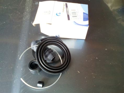 Потек передний суппорт… — Isuzu Trooper (2G), 2,6 л, 1992 года ...