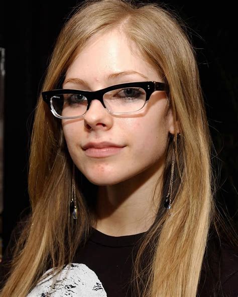 Avril Lavigne Glasses