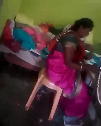 SATIN SILK SAREE AUNTY XHamster