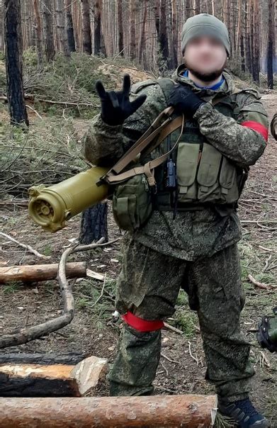 Боец с позывным «Сокол в сентябре 2022 года отправился в зону СВО Сейчас он исполняет