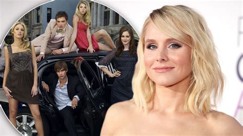 Gossip Girls Narrator Kristen Bell Returns For Resurrected Spin Off
