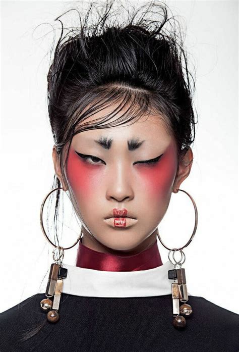 Pin By Charlotte On Color Artistry Makeup Creative Makeup Looks