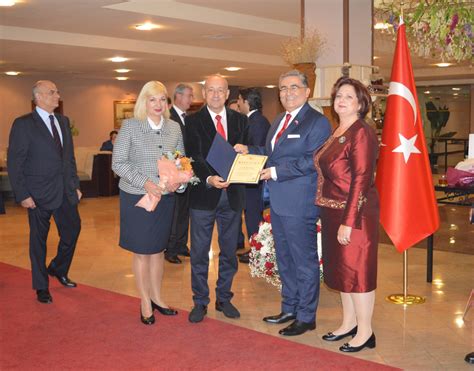 Почетна диплома на БТПП за Н Пр д р Хасан Улусой БЪЛГАРСКА ТЪРГОВСКО ПРОМИШЛЕНА ПАЛАТА