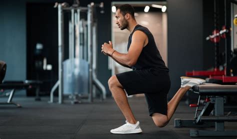 12 Best Exercises For Hip Flexors According To Experts Fitbod