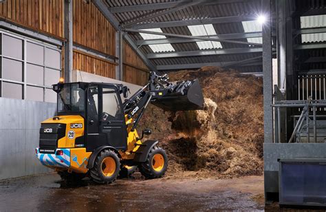 Jcb Launches 403e Full Cab Ultra Compact Electric Loader Machinery