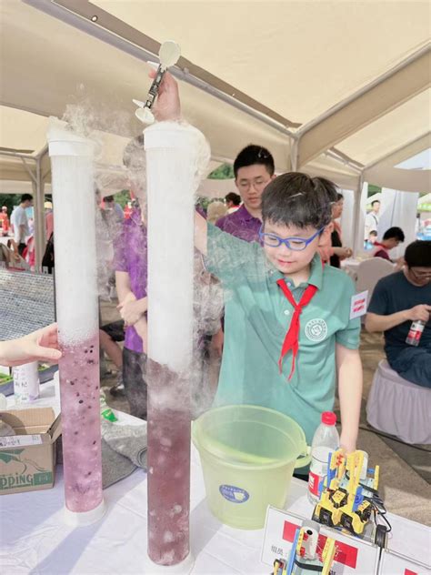 提升全民科学素质，助力科技自立自强提升全民科学素质，助力科技自立自强——南京大学化学与新材料科普教育学基地参加2023年南京市 全国科普日