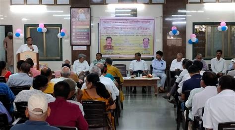 Adv Shri Prasad Parab Gave Guidance On How To Redevelop The Buildings In Uran