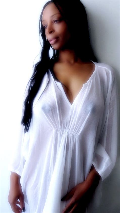 Sexy Ebony Modal Shesfreaky