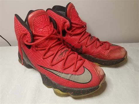 Lebron Red Shoes