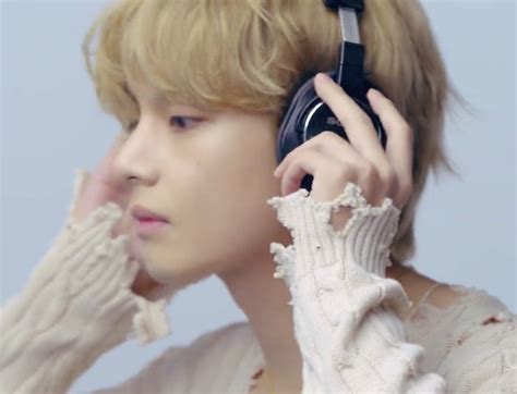 방탄소년단 뷔 K팝 솔로 최초 英오피셜 싱글·앨범 차트 동시 점령 네이트 판