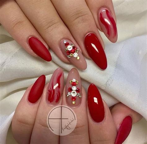 Pin By Gemma Tamms On Nail Inspo Almond Nails Designs Nail Designs