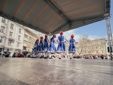 Детска Танцова Школа Детска Танцова Школа Тракия