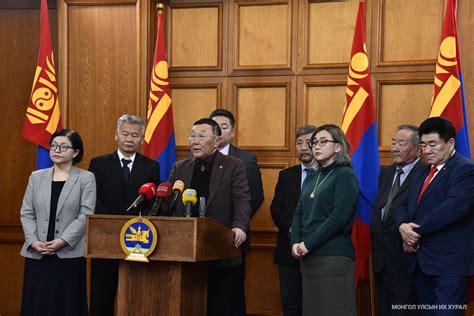 Зөвлөлдөх санал асуулгыг зохион байгуулах хугацааг хойшлуулах саналыг Улсын Их Хуралд оруулж