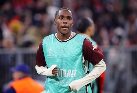 Abschied Im Winter Mathys Tel Wartet Auf Ein Angebot Von Einem Top Klub