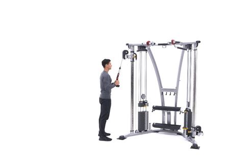 Разгибание рук в блоке с канатом техника Musclefit