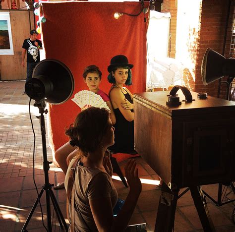 Tess Saunders France Box Camera Now