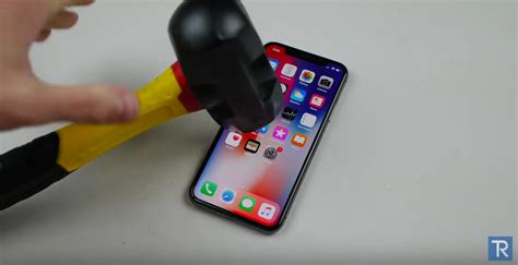 Techrax Does His Hammer Drop Test On Iphone X