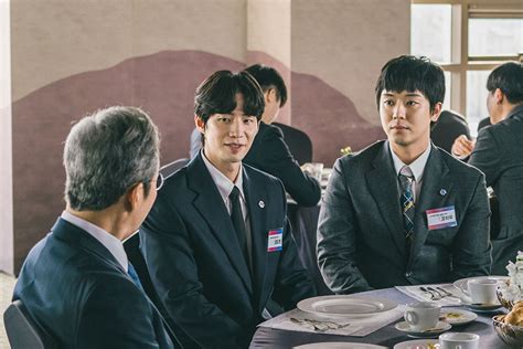 오늘 뭘 볼까 고 송재림을 다시 본다영화 폭락