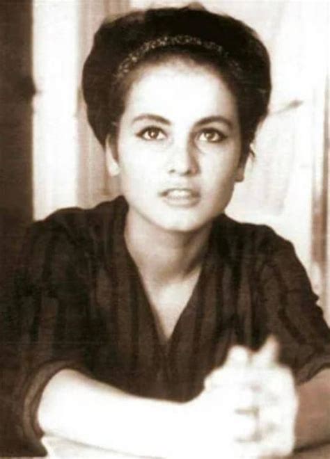 Настоящая красотка: какой София Ротару была в юности (фото) — УНИАН