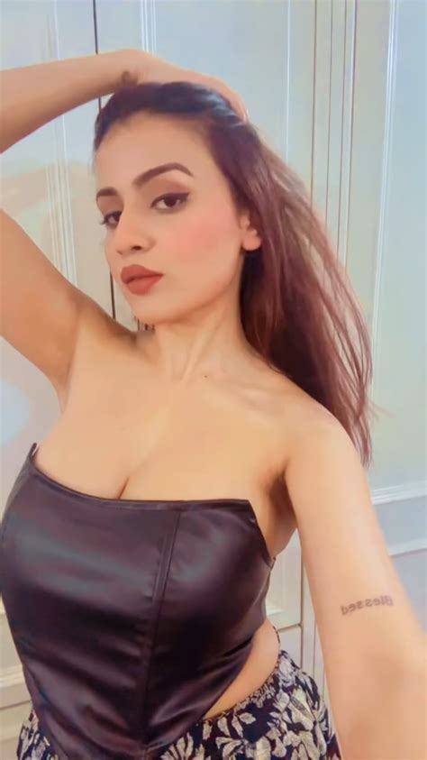 Nidhi Chaudhary R Hot Actress India