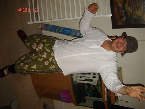 A Bit Excentric Porn Pictures Xxx Photos Sex Images 15089 Pictoa