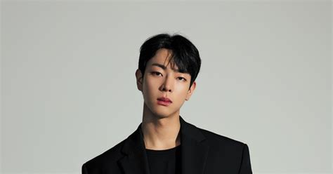 신예 김성정 Yy엔터와 전속계약…방용국 배나라 한솥밥