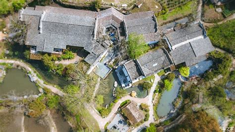 归隐田园山为伴，桃源人家书香院 中国四大最美赏秋地“塔川”书院
