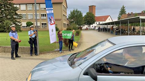 Sicherheit Auf Dem Schulweg Achtung Schrittempo Wie Die