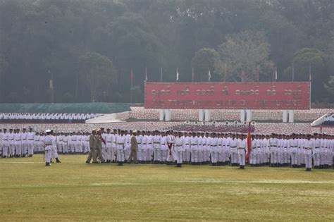 ပြင်ဦးလွင် စစ်တက္ကသိုလ်အနီး ရှော့တိုက်ဒုံးဖြင့် တိုက်ခိုက်ခံရ၊ လုံခြုံရေး တင်းကျပ်စစ်ဆေးနေ သ