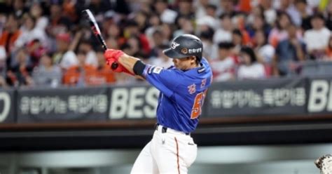 엄상백 잃은 Kt 보상선수 한화 외야수 장진혁 지명…“즉시전력”