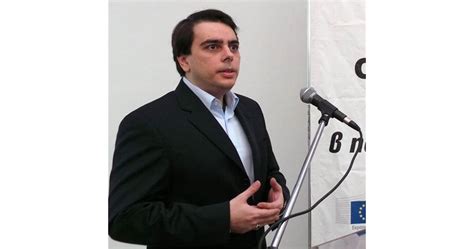 Работни групи ще обсъждат как да изнасяме повече ток към Турция