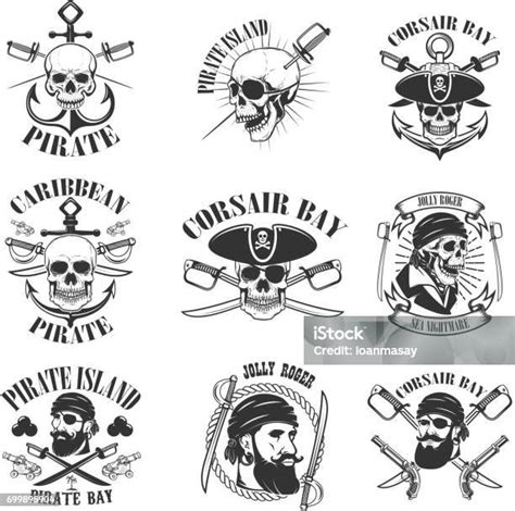 해 적 엠 블 럼 Onwhite 배경입니다 해 적 해골 무기 칼 총입니다 레이블 상징 기호 포스터 T셔츠를 위한 디자인 요소입니다 벡터 일러스트 레이 션 해적에 대한 스톡