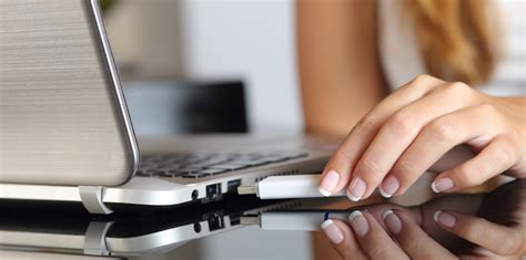 Usb4® Vs Thunderbolt™ 4 Technically Is There Really Any Difference Kandou Ai