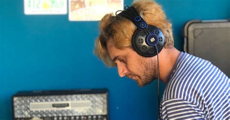 Juan Scarrone Session Guitar Argentina SoundBetter