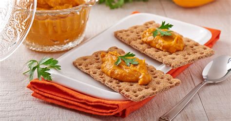 Лінива кабачкова ікра рецепт з плавленим сирком і майонезом — Шуба