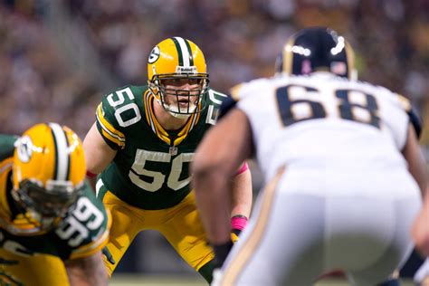 What Green Bay Packers Linebacker Aj Hawk Is Doing On His Bye Week