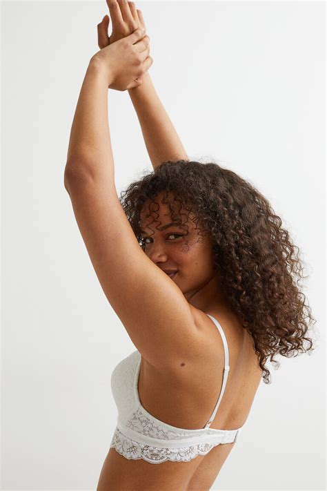 Non Wired Push Up Bralette