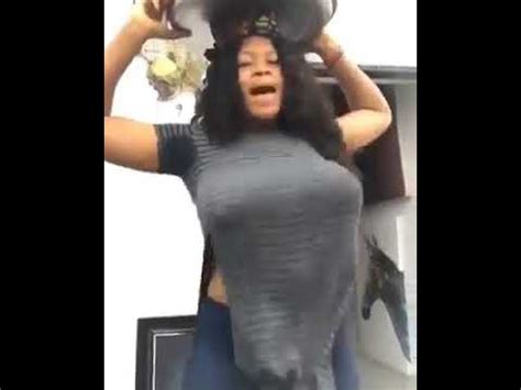 Lady Swaying Her Big Boobs As She Hawks Youtube
