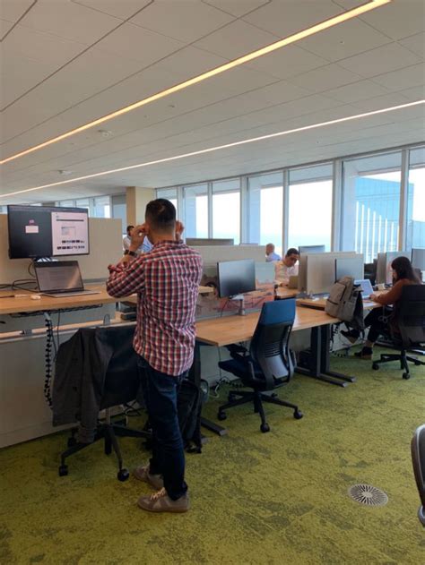 이슈분석 Saas 롤모델 세일즈포스 성공 비결은 전자신문